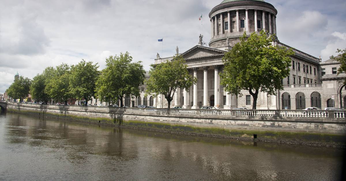 "Landmark Ruling: Ex-Contact Lens Factory Worker Receives €275,000 ...